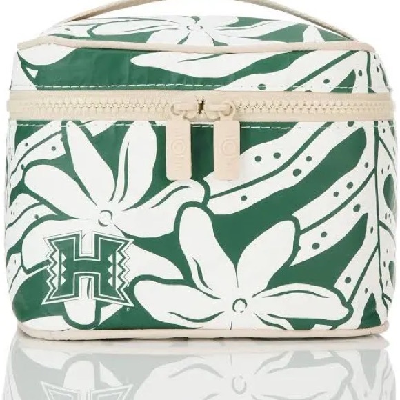 ALOHA Collection | Bags | Aloha Collection And Uh Lauae Cabin Bag ...